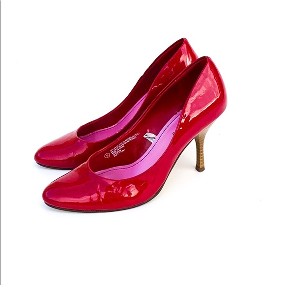 Isaac Mizrahi | Shoes | Isaac Mizrahi For Target Red Leather Sole Pumps ...